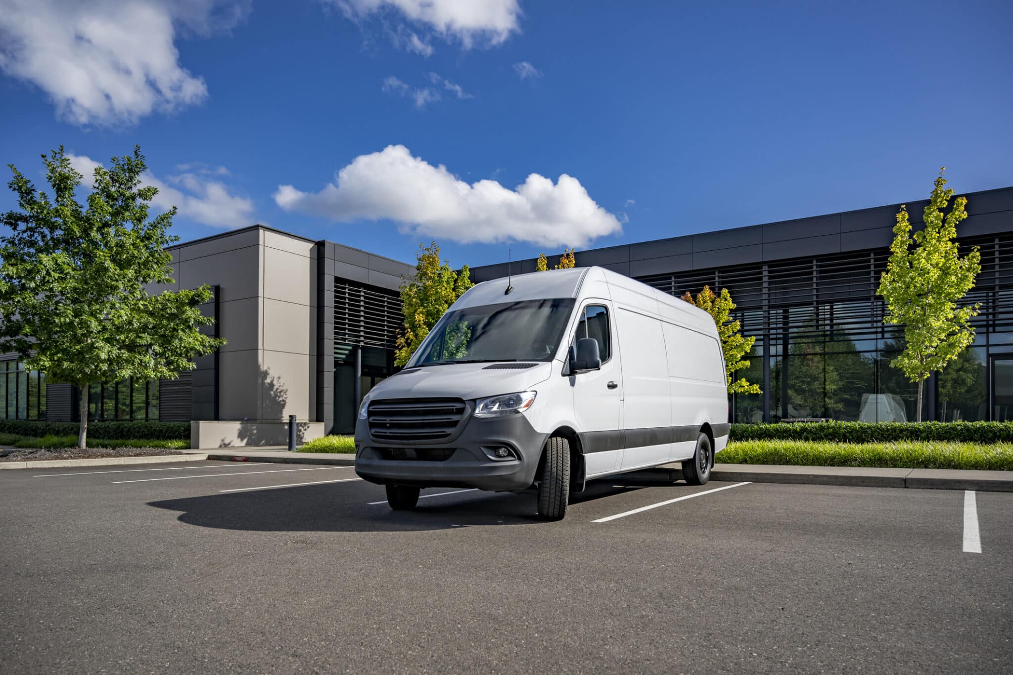 Indretning af varebiler, varevogne og firmabiler | Aalborg Autoindretning